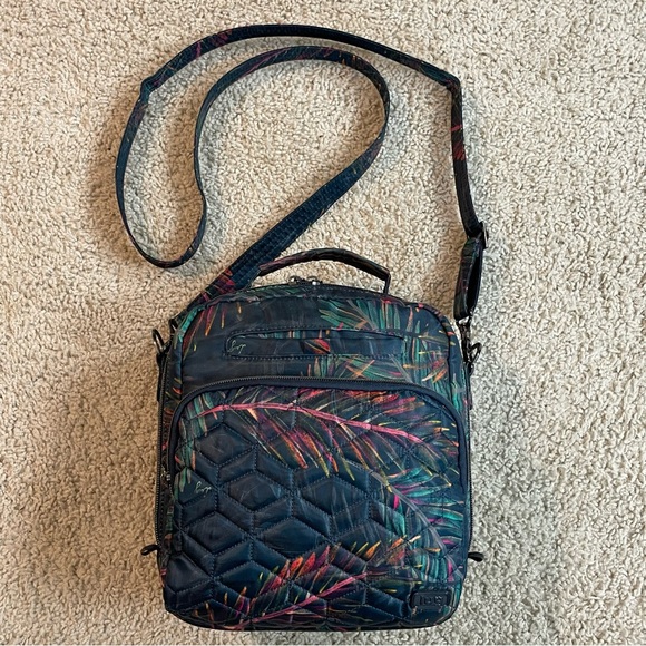 lug | Bags | Lug Ranger 2 Navy Tropical Print Rfid Quilted Nylon ...